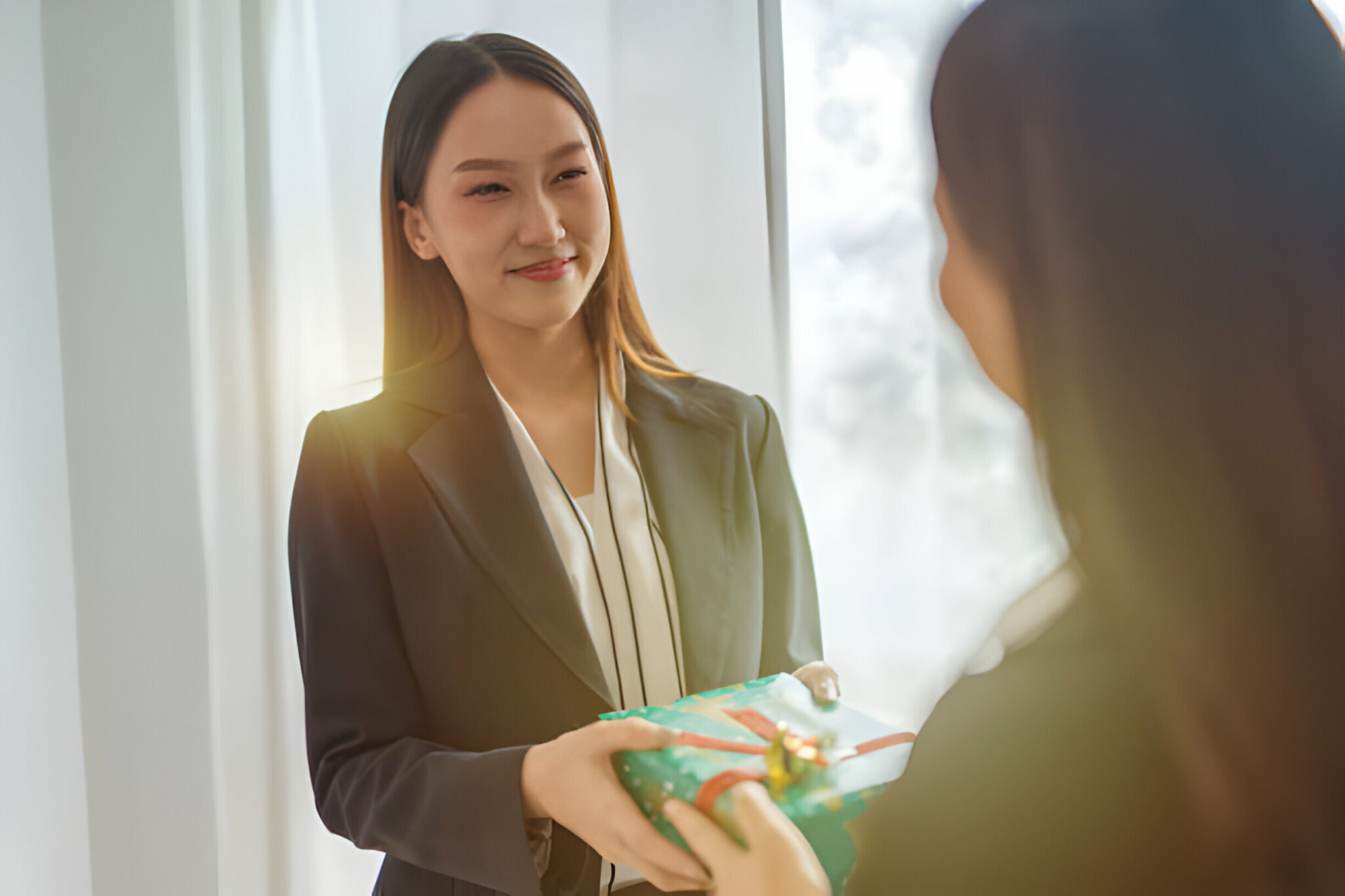 Mengapa Hadiah Liburan Penting untuk Karyawan? Ini Alasannya